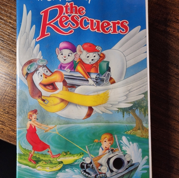 Disney | Media | Disney Vhs Clamshell Case The Rescuers 992 Black ...